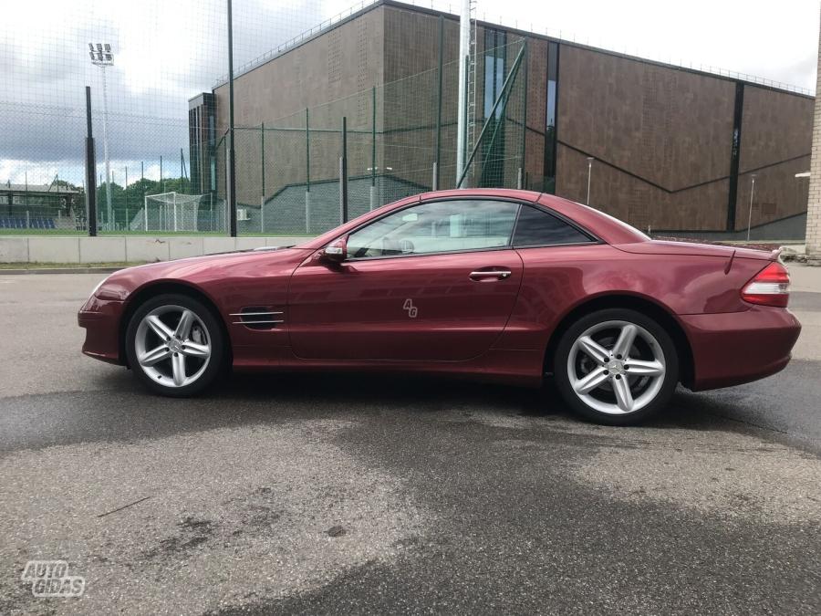 Mercedes-Benz SL 500 2003 in Klaipeda, with an engine capacity of 5.00 L and mileage of 82 thousand km for 17000 €, photo 10 on AUTOMOTO.COM.LV