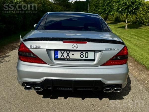 Mercedes-Benz SL 500 2003 Rīga, ar dzinēja tilpumu 5.00 L un nobraukumu 75 tūkst. km par 29995 €, foto 6 vietnē AUTOMOTO.COM.LV