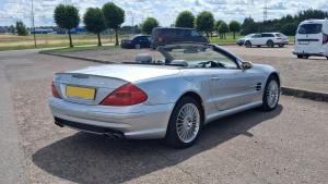 Mercedes-Benz SL 500 2004 Kauņa, ar dzinēja tilpumu 5.00 L un nobraukumu 180 tūkst. km par 4999 €, foto 4 vietnē AUTOMOTO.COM.LV