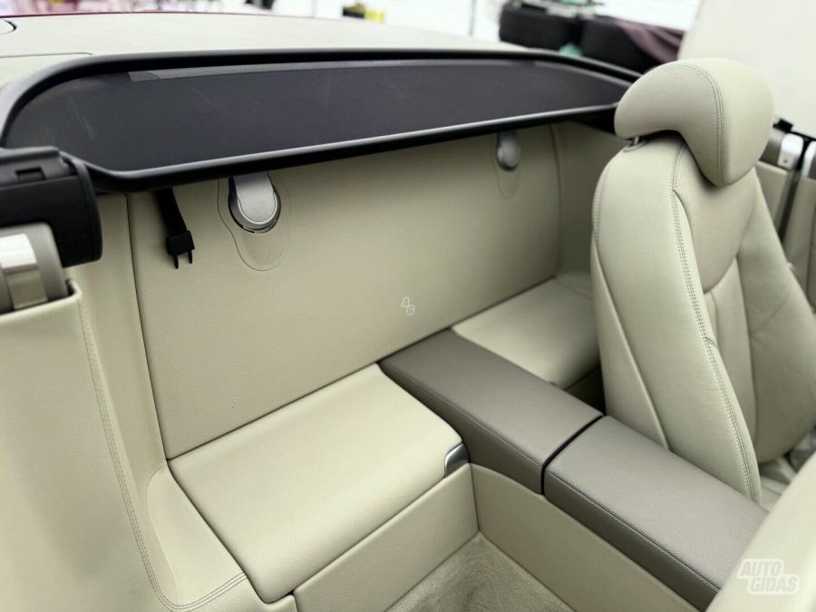 Мерседес СЛ 500 2005 в Авиженяй, объемом двигателя 5.00 л и пробегом 122 тыс. км за 17000 €, фото 12 на AUTOMOTO.COM.LV