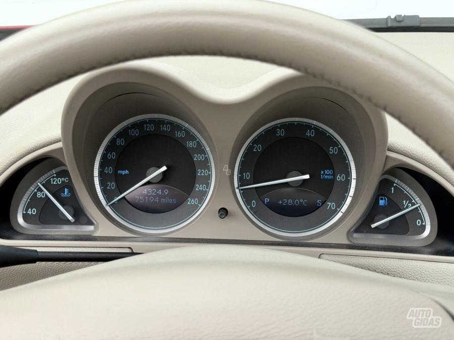 Мерседес СЛ 500 2005 в Авиженяй, объемом двигателя 5.00 л и пробегом 122 тыс. км за 17000 €, фото 18 на AUTOMOTO.COM.LV