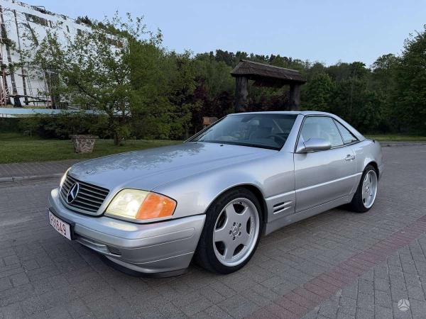 Pelēks Mercedes-Benz SL 500 1999 Viļņa, ar dzinēja tilpumu 5.00 L un nobraukumu 240 tūkst. km par 14000 €, foto 7 vietnē AUTOMOTO.COM.LV