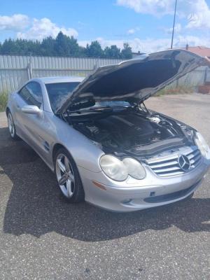Grey Mercedes-Benz SL 500 2004 in Kaunas, with an engine capacity of 5.00 L and mileage of 0 thousand km for 6000 €, photo 4 on AUTOMOTO.COM.LV