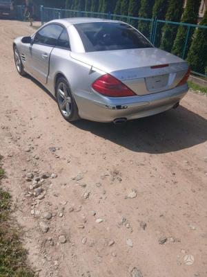 Grey Mercedes-Benz SL 500 2004 in Kaunas, with an engine capacity of 5.00 L and mileage of 0 thousand km for 6000 €, photo 11 on AUTOMOTO.COM.LV