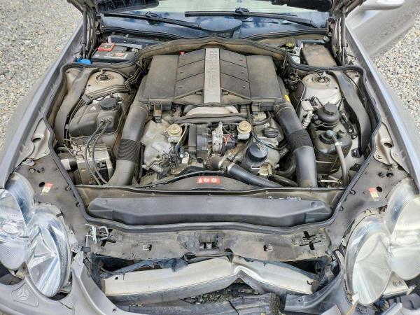 Grey Mercedes-Benz SL 500 2006 in Siauliai, with an engine capacity of 5.00 L and mileage of 129 thousand km for 8150 €, photo 9 on AUTOMOTO.COM.LV