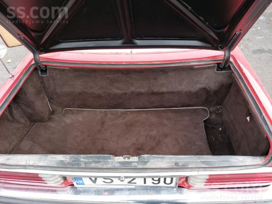 Sarkans Mercedes-Benz SL 500 1985 Rīga, ar dzinēja tilpumu 5.00 L un nobraukumu 122 tūkst. km par 15000 €, foto 8 vietnē AUTOMOTO.COM.LV