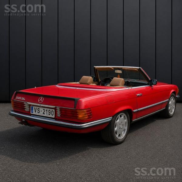 Красный Мерседес СЛ 500 1985 в Рига, объемом двигателя 5.00 л и пробегом 123 тыс. км за 16400 €, фото 4 на AUTOMOTO.COM.LV