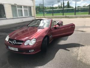 Красный Мерседес СЛ 500 2003 в Клайпеда, объемом двигателя 5.00 л и пробегом 82 тыс. км за 17000 €, фото 19 на AUTOMOTO.COM.LV