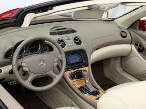 Sarkans Mercedes-Benz SL 500 2005 Viļņa, ar dzinēja tilpumu 5.00 L un nobraukumu 122 tūkst. km par 15500 €, foto 10 vietnē AUTOMOTO.COM.LV
