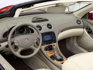Sarkans Mercedes-Benz SL 500 2005 Viļņa, ar dzinēja tilpumu 5.00 L un nobraukumu 122 tūkst. km par 15500 €, foto 10 vietnē AUTOMOTO.COM.LV