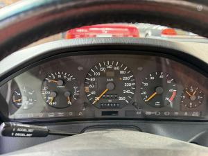 Balts Mercedes-Benz SL 500 1991 Alīta, ar dzinēja tilpumu 4.97 L un nobraukumu 116 tūkst. km par 16000 €, foto 11 vietnē AUTOMOTO.COM.LV