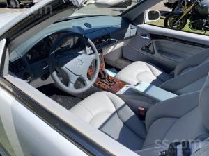 Balts Mercedes-Benz SL 500 1999 Rīga, ar dzinēja tilpumu 5.00 L un nobraukumu 157 tūkst. km par 17500 €, foto 4 vietnē AUTOMOTO.COM.LV