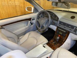 Balts Mercedes-Benz SL 500 1999 Rīga, ar dzinēja tilpumu 5.00 L un nobraukumu 157 tūkst. km par 17500 €, foto 5 vietnē AUTOMOTO.COM.LV