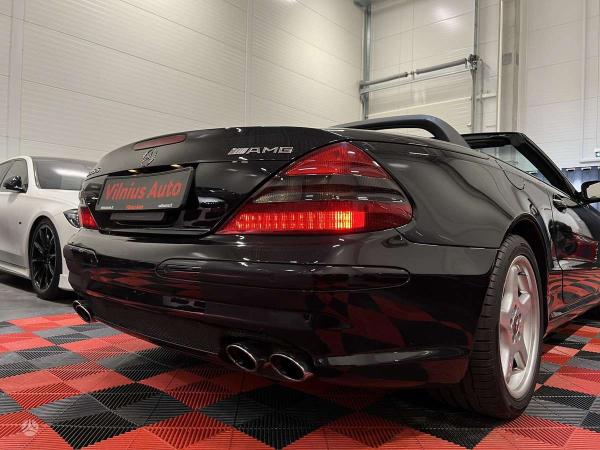 Melns Mercedes-Benz SL 55 AMG 2003 Viļņa, ar dzinēja tilpumu 5.44 L un nobraukumu 218 tūkst. km par 18800 €, foto 9 vietnē AUTOMOTO.COM.LV