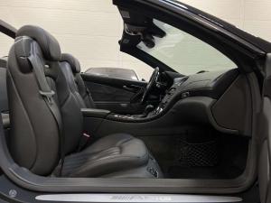 Black Mercedes-Benz SL 55 AMG 2003 in Vilnius, with an engine capacity of 5.44 L and mileage of 218 thousand km for 17800 €, photo 23 on AUTOMOTO.COM.LV