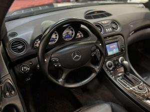 Black Mercedes-Benz SL 55 AMG 2003 in Vilnius, with an engine capacity of 5.44 L and mileage of 218 thousand km for 17800 €, photo 27 on AUTOMOTO.COM.LV