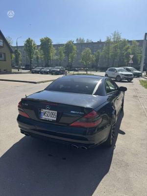 Black Mercedes-Benz SL 55 AMG 2003 in Kaunas, with an engine capacity of 5.44 L and mileage of 122 thousand km for 23999 €, photo 9 on AUTOMOTO.COM.LV