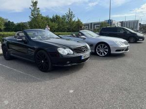 Black Mercedes-Benz SL 55 AMG 2003 in Kaunas, with an engine capacity of 5.44 L and mileage of 122 thousand km for 23999 €, photo 13 on AUTOMOTO.COM.LV