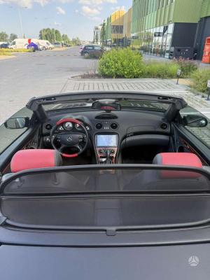 Melns Mercedes-Benz SL 55 AMG 2005 Viļņa, ar dzinēja tilpumu 5.44 L un nobraukumu 165 tūkst. km par 17000 €, foto 10 vietnē AUTOMOTO.COM.LV
