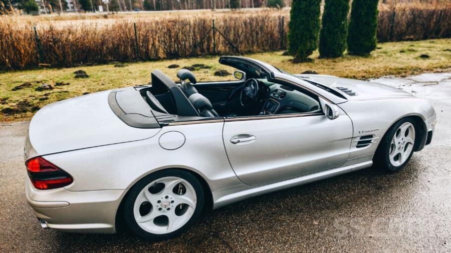 Pelēks Mercedes-Benz SL 55 AMG 2004 Jelgava, ar dzinēja tilpumu 5.50 L un nobraukumu 235 tūkst. km par 15200 €, foto 5 vietnē AUTOMOTO.COM.LV