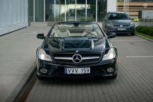 Melns Mercedes-Benz sl-550 2009 Viļņa, ar dzinēja tilpumu 0.55 L un nobraukumu 102 tūkst. km par 19500 €, foto 5 vietnē AUTOMOTO.COM.LV
