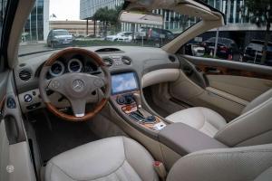 Melns Mercedes-Benz sl-550 2009 Viļņa, ar dzinēja tilpumu 0.55 L un nobraukumu 102 tūkst. km par 19500 €, foto 9 vietnē AUTOMOTO.COM.LV