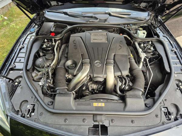 Melns Mercedes-Benz sl-550 2013 Rīga, ar dzinēja tilpumu 5.50 L un nobraukumu 109 tūkst. km par 22400 €, foto 5 vietnē AUTOMOTO.COM.LV