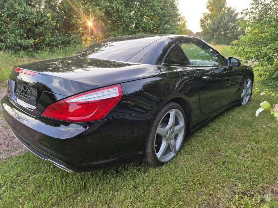 Melns Mercedes-Benz sl-550 2013 Rīga, ar dzinēja tilpumu 5.50 L un nobraukumu 109 tūkst. km par 22400 €, foto 8 vietnē AUTOMOTO.COM.LV