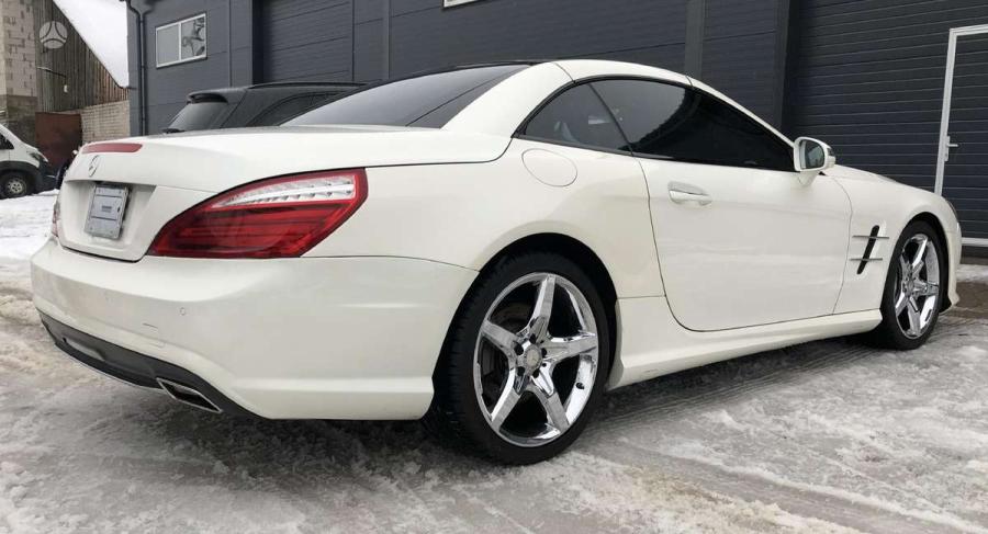 Balts Mercedes-Benz sl-550 2013 Viļņa, ar dzinēja tilpumu 4.70 L un nobraukumu 95 tūkst. km par 18900 €, foto 1 vietnē AUTOMOTO.COM.LV