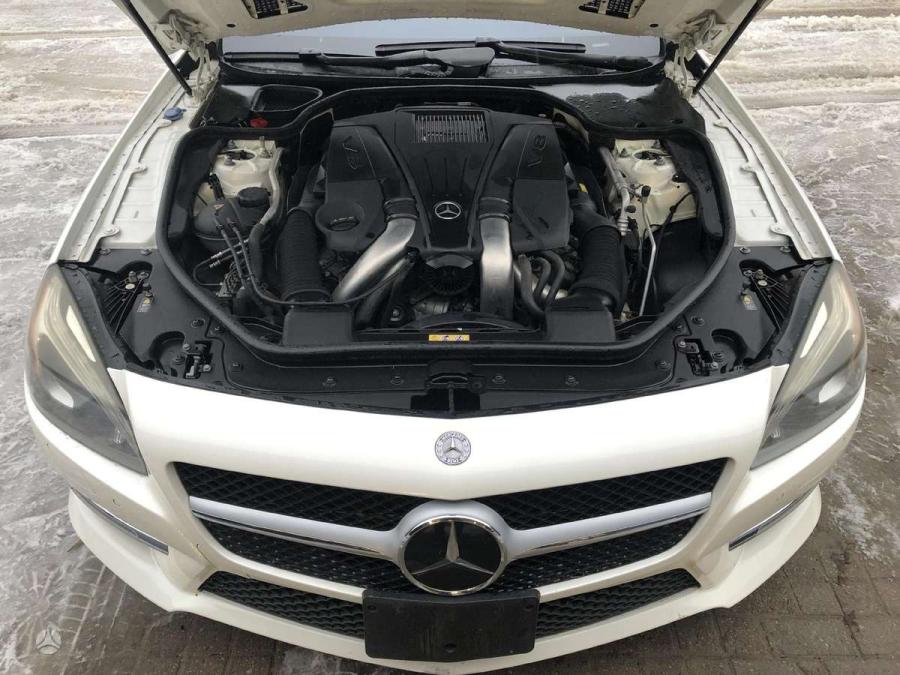 Balts Mercedes-Benz sl-550 2013 Viļņa, ar dzinēja tilpumu 4.70 L un nobraukumu 95 tūkst. km par 18900 €, foto 9 vietnē AUTOMOTO.COM.LV