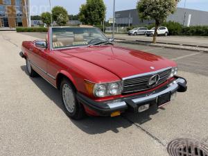 Sarkans Mercedes-Benz SL 560 1988 Rīga, ar dzinēja tilpumu 5.60 L un nobraukumu 127 tūkst. km par 25000 €, foto 5 vietnē AUTOMOTO.COM.LV