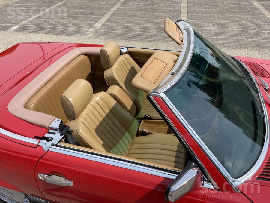 Sarkans Mercedes-Benz SL 560 1988 Rīga, ar dzinēja tilpumu 5.60 L un nobraukumu 127 tūkst. km par 25000 €, foto 10 vietnē AUTOMOTO.COM.LV