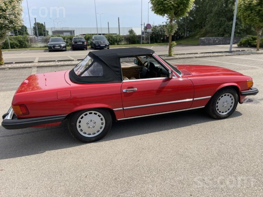 Sarkans Mercedes-Benz SL 560 1988 Rīga, ar dzinēja tilpumu 5.60 L un nobraukumu 127 tūkst. km par 25000 €, foto 11 vietnē AUTOMOTO.COM.LV