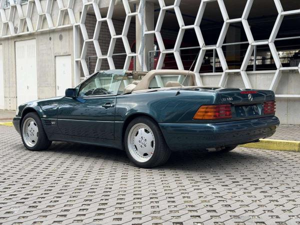 Zaļš Mercedes-Benz sl-600 1994 Viļņa, ar dzinēja tilpumu 5.99 L un nobraukumu 92 tūkst. km par 20999 €, foto 3 vietnē AUTOMOTO.COM.LV