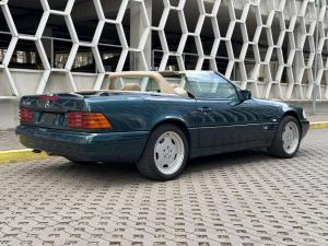 Zaļš Mercedes-Benz sl-600 1994 Viļņa, ar dzinēja tilpumu 5.99 L un nobraukumu 92 tūkst. km par 20999 €, foto 5 vietnē AUTOMOTO.COM.LV