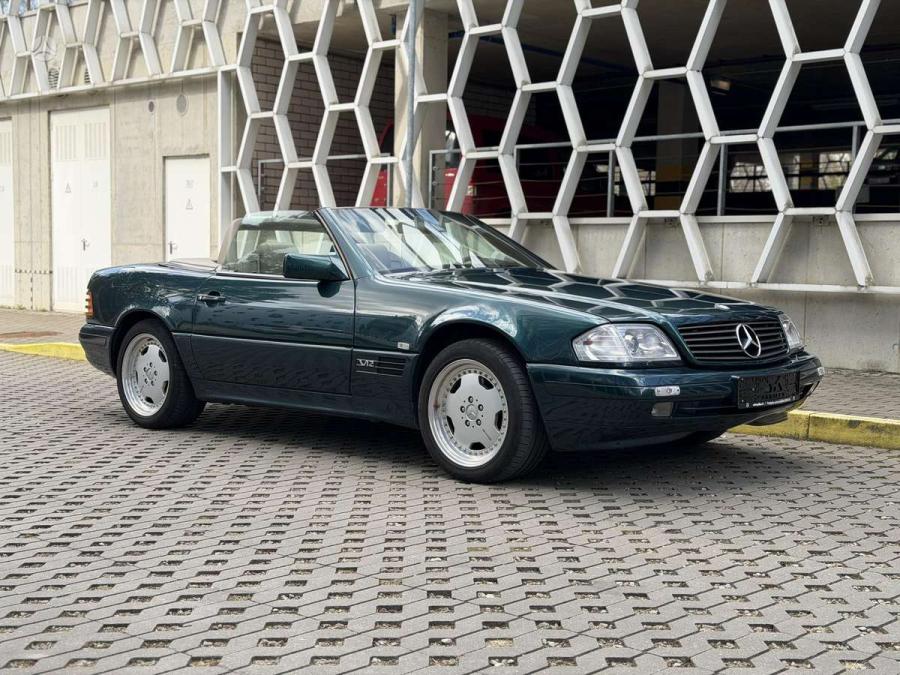 Zaļš Mercedes-Benz sl-600 1994 Viļņa, ar dzinēja tilpumu 5.99 L un nobraukumu 92 tūkst. km par 20999 €, foto 7 vietnē AUTOMOTO.COM.LV