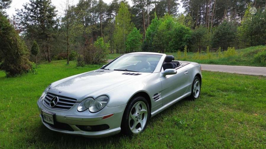 Grey Mercedes-Benz sl-600 2004 in Ukmerge, with an engine capacity of 5.51 L and mileage of 93 thousand km for 29500 €, photo 1 on AUTOMOTO.COM.LV