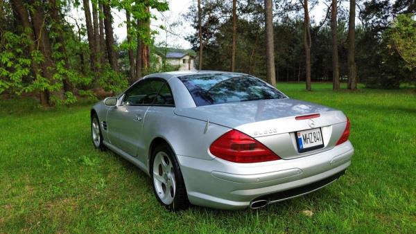 Grey Mercedes-Benz sl-600 2004 in Ukmerge, with an engine capacity of 5.51 L and mileage of 93 thousand km for 29500 €, photo 10 on AUTOMOTO.COM.LV
