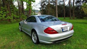 Grey Mercedes-Benz sl-600 2004 in Ukmerge, with an engine capacity of 5.51 L and mileage of 93 thousand km for 29500 €, photo 11 on AUTOMOTO.COM.LV