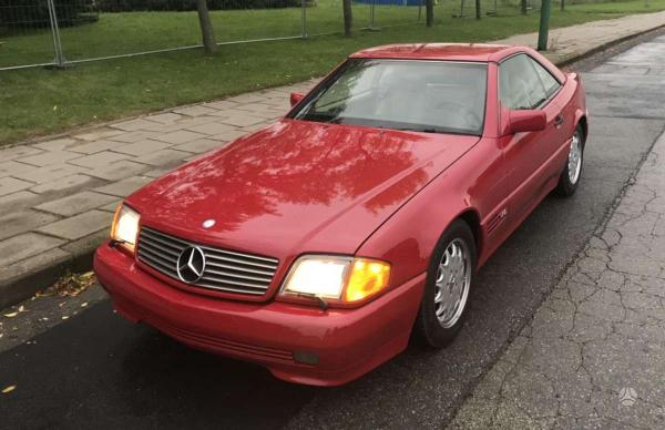 Red Mercedes-Benz sl-600 1993 in Klaipeda, with an engine capacity of 6.00 L and mileage of 199 thousand km for 19600 €, photo 2 on AUTOMOTO.COM.LV