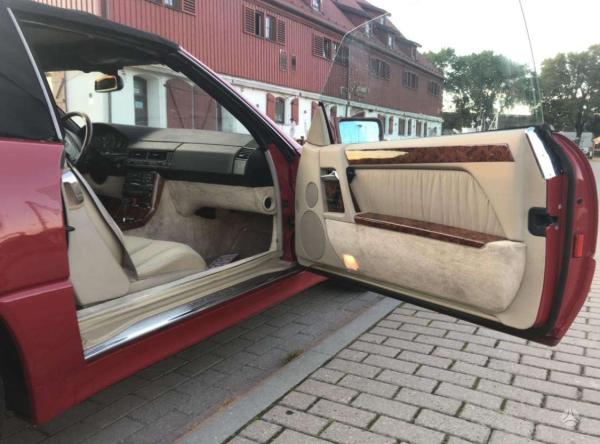 Red Mercedes-Benz sl-600 1993 in Klaipeda, with an engine capacity of 6.00 L and mileage of 199 thousand km for 19600 €, photo 4 on AUTOMOTO.COM.LV