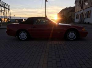 Red Mercedes-Benz sl-600 1993 in Klaipeda, with an engine capacity of 6.00 L and mileage of 199 thousand km for 19600 €, photo 5 on AUTOMOTO.COM.LV