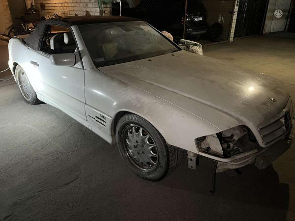 Balts Mercedes-Benz sl-600 1998 Klaipėda, ar dzinēja tilpumu 6.00 L un nobraukumu 371 tūkst. km par 7000 €, foto 4 vietnē AUTOMOTO.COM.LV