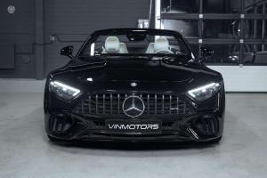 Melns Mercedes-Benz SL 63 AMG 2022 Viļņa, ar dzinēja tilpumu 3.98 L un nobraukumu 41 tūkst. km par 115000 €, foto 2 vietnē AUTOMOTO.COM.LV