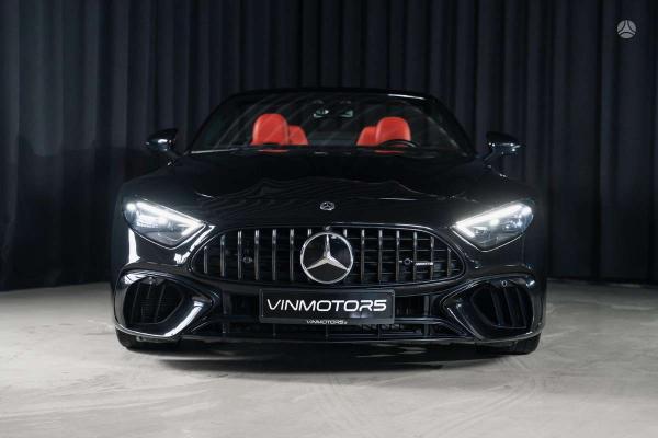 Черный Мерседес SL 63 AMG 2022 в Вильнюс, объемом двигателя 3.98 л и пробегом 29 тыс. км за 115000 €, фото 2 на AUTOMOTO.COM.LV