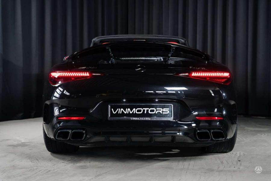 Черный Мерседес SL 63 AMG 2022 в Вильнюс, объемом двигателя 3.98 л и пробегом 35 тыс. км за 104999 €, фото 6 на AUTOMOTO.COM.LV