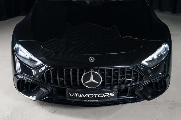 Black Mercedes-Benz SL 63 AMG 2022 in Vilnius, with an engine capacity of 3.98 L and mileage of 35 thousand km for 104999 €, photo 10 on AUTOMOTO.COM.LV