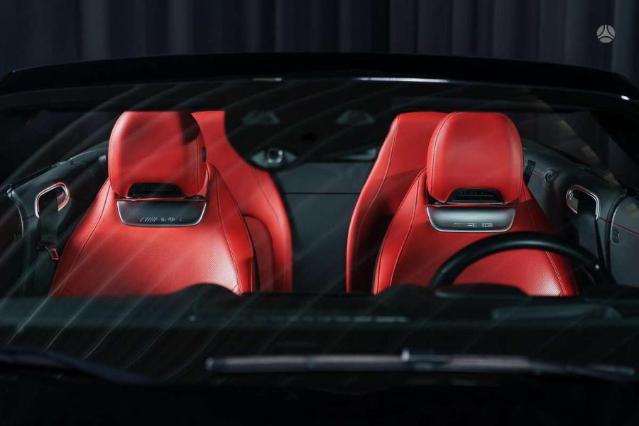 Черный Мерседес SL 63 AMG 2022 в Вильнюс, объемом двигателя 3.98 л и пробегом 35 тыс. км за 104999 €, фото 19 на AUTOMOTO.COM.LV