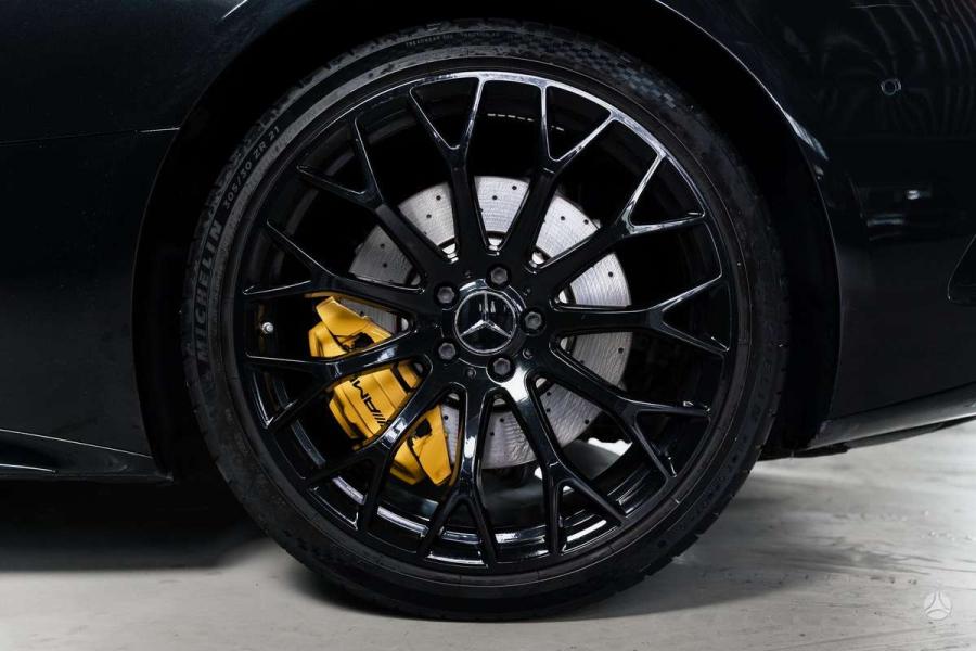 Черный Мерседес SL 63 AMG 2022 в Вильнюс, объемом двигателя 3.98 л и пробегом 35 тыс. км за 104999 €, фото 21 на AUTOMOTO.COM.LV