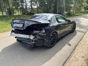 Pelēks Mercedes-Benz SL 63 AMG 2013 Kauņa, ar dzinēja tilpumu 5.46 L un nobraukumu 36 tūkst. km par 23999 €, foto 5 vietnē AUTOMOTO.COM.LV